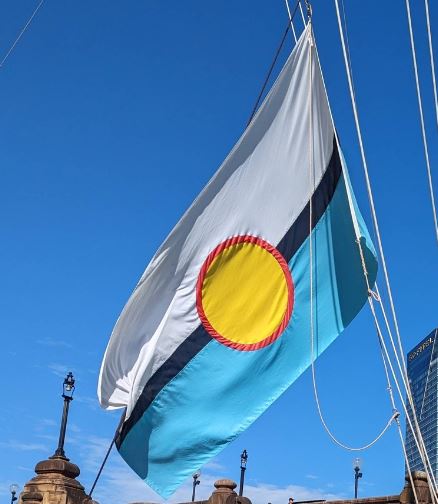 Blue Mud Bay Flag – Harry West Flags